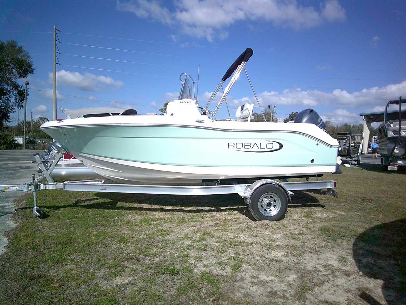 New 2025 Robalo 180 For Sale