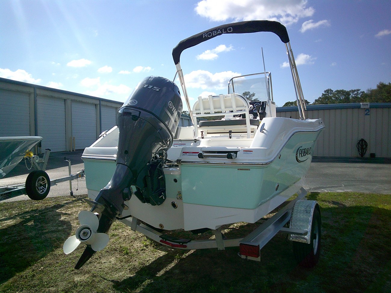 New 2025 Robalo 180 For Sale